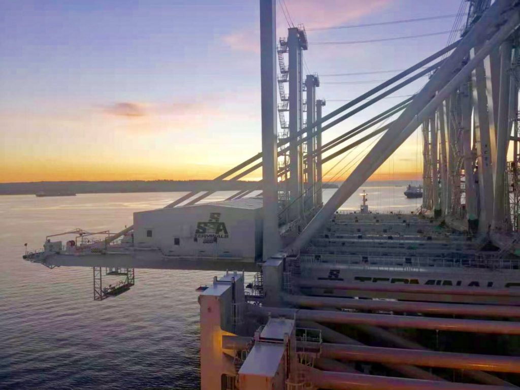 ZPMC supplies tallest cranes to Port of Oakland - Lift and Hoist ...