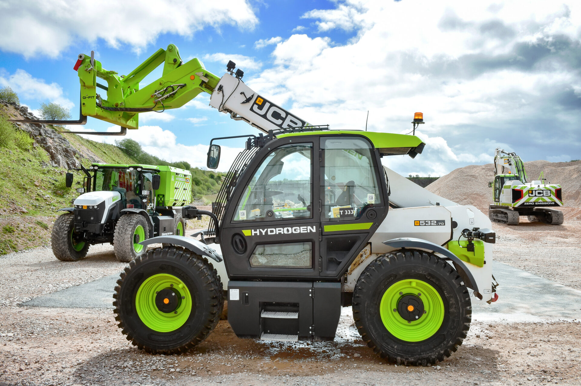 JCB unveils its hydrogen world first - Lift and Hoist Australasia ...